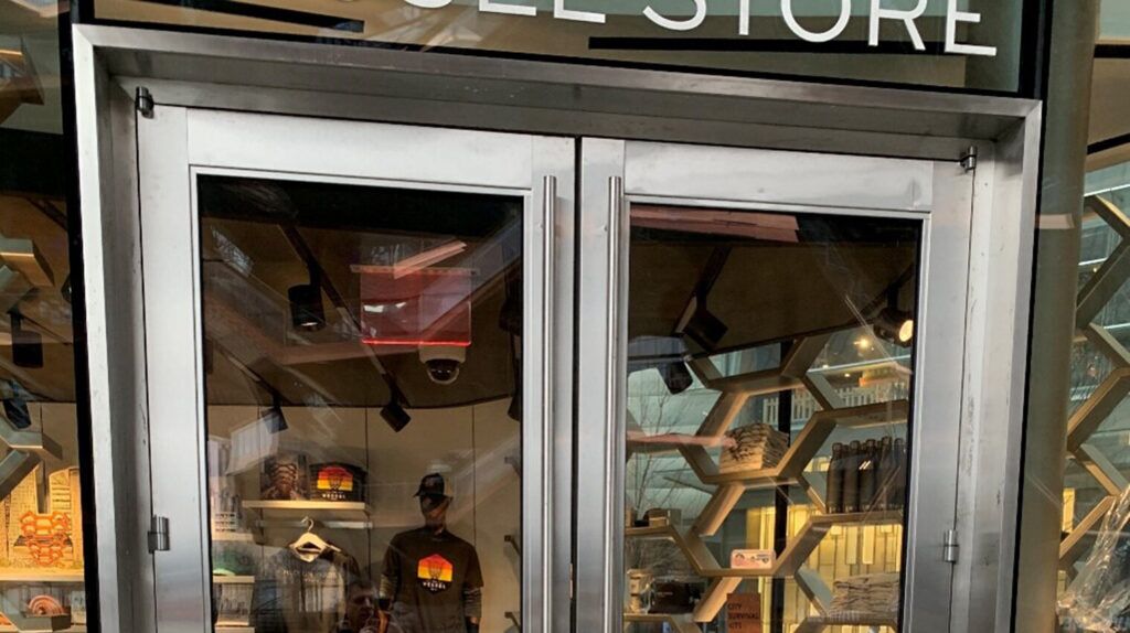 ASSA ABLOY SW200i-IG In Ground Swing Door System - Alfamatic